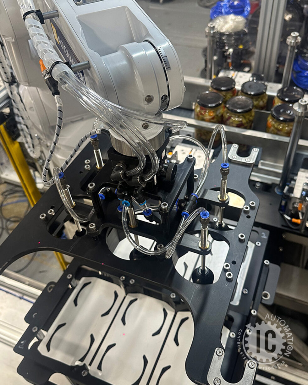 Cluster Clip / Top Clip Application System - IC Automation